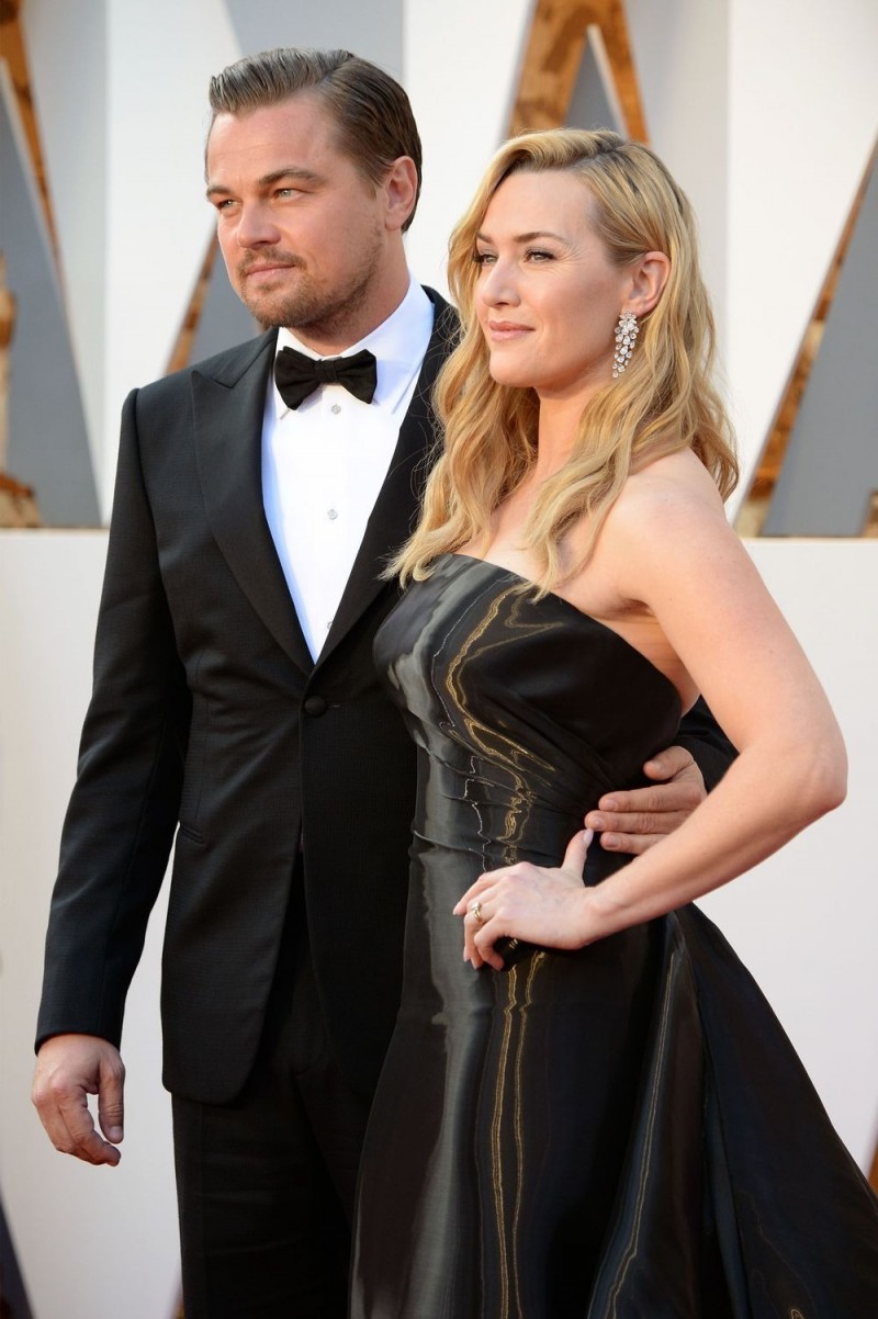 Leo y Kate nos enamoraron en los Oscar — FMDOS