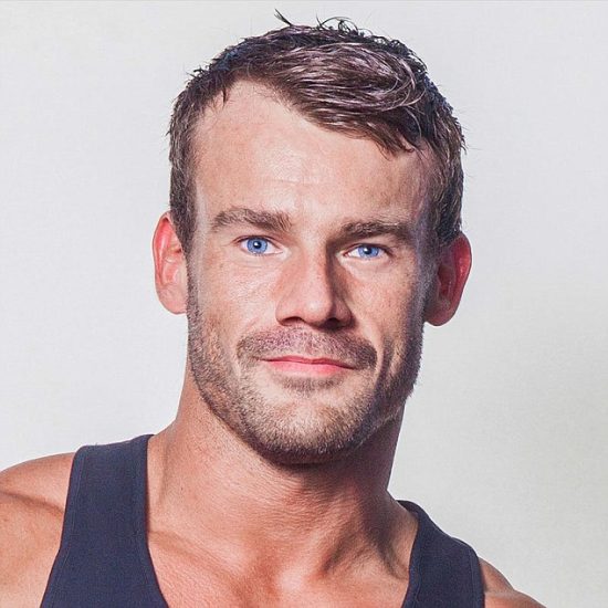 Este hombre pasó de ser obeso a modelo fitness — FMDOS