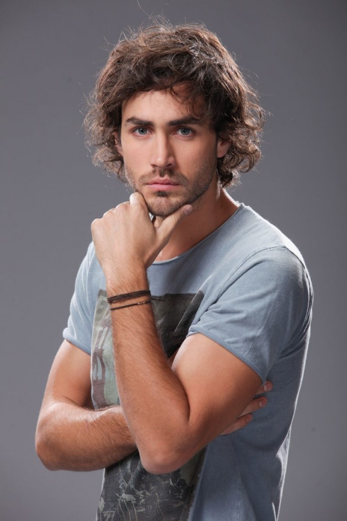 Área dramática de TVN deja ir a uno de sus galanes emblemáticos