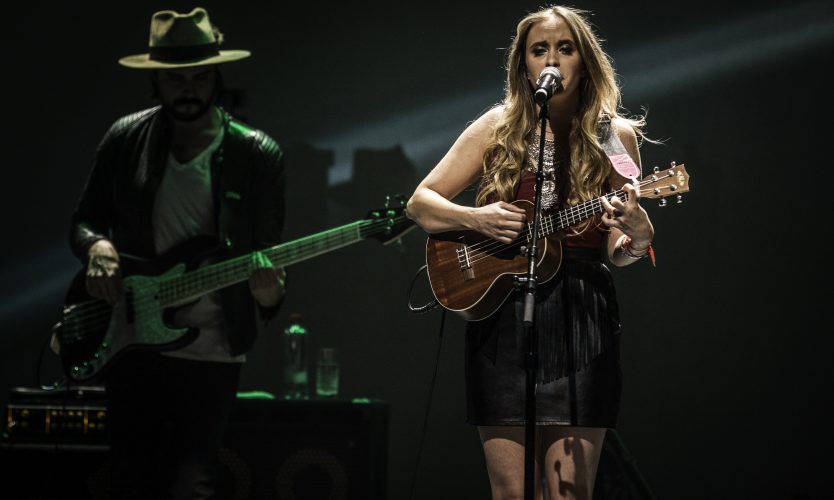 Consuelo Schuster cautivó al público con su show en el CorpArtes — FMDOS
