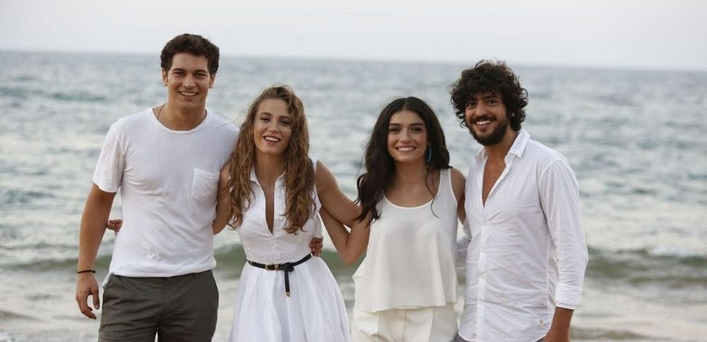 ¡Así fue el emotivo matrimonio de Mira y Yamán en "Medcezir"! — FMDOS