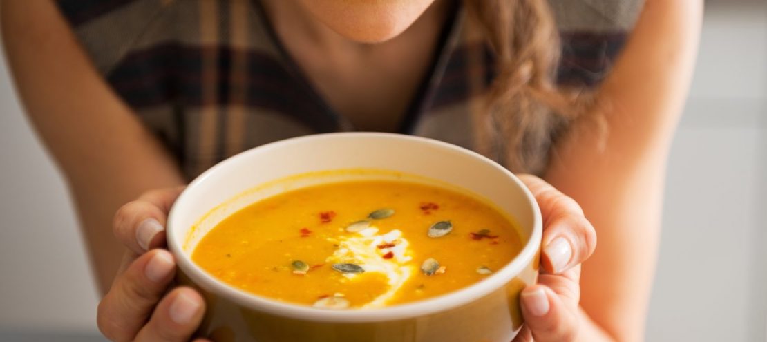 ¿Por qué tomar sopa durante las comidas ayuda a que adelgaces?