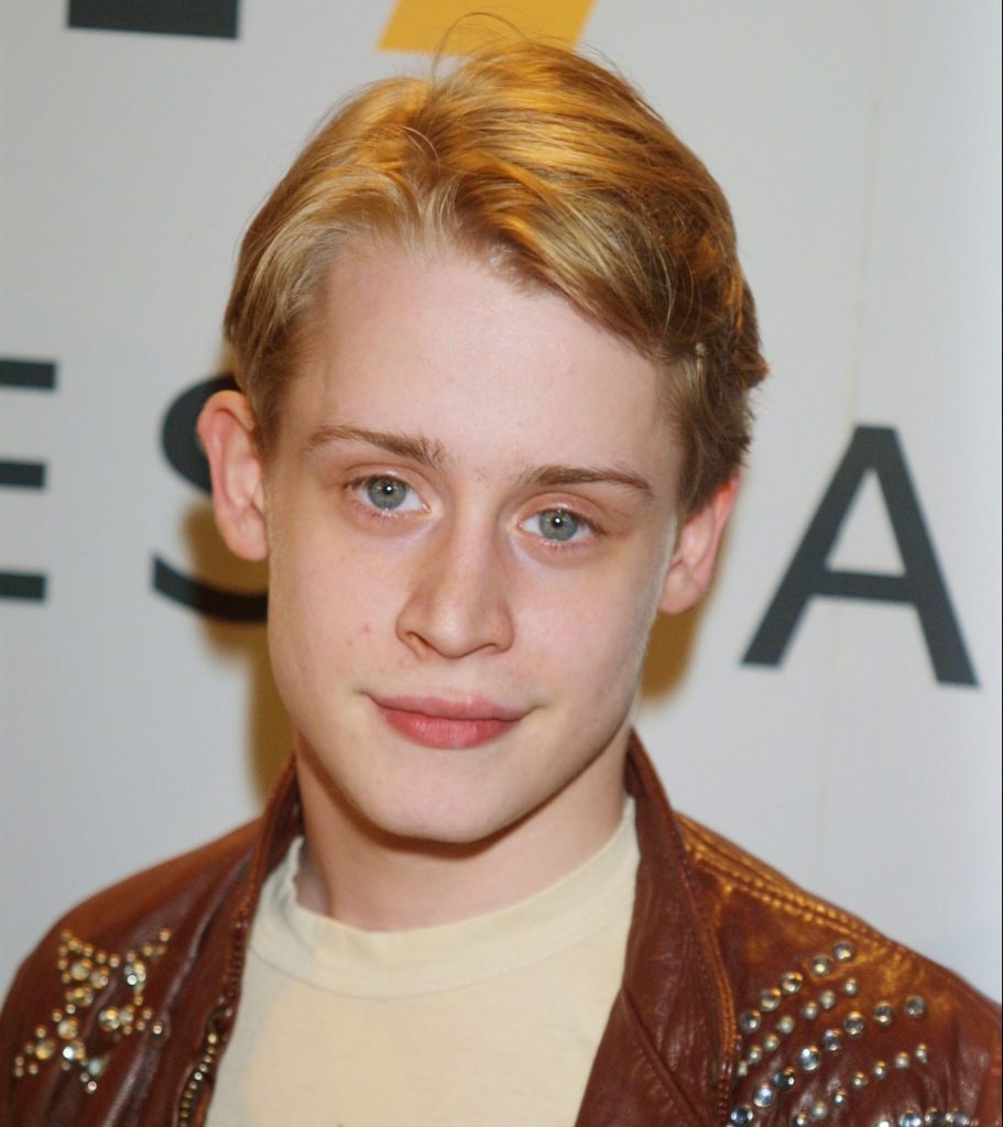 Macaulay Culkin sorprende con nuevo y renovado look
