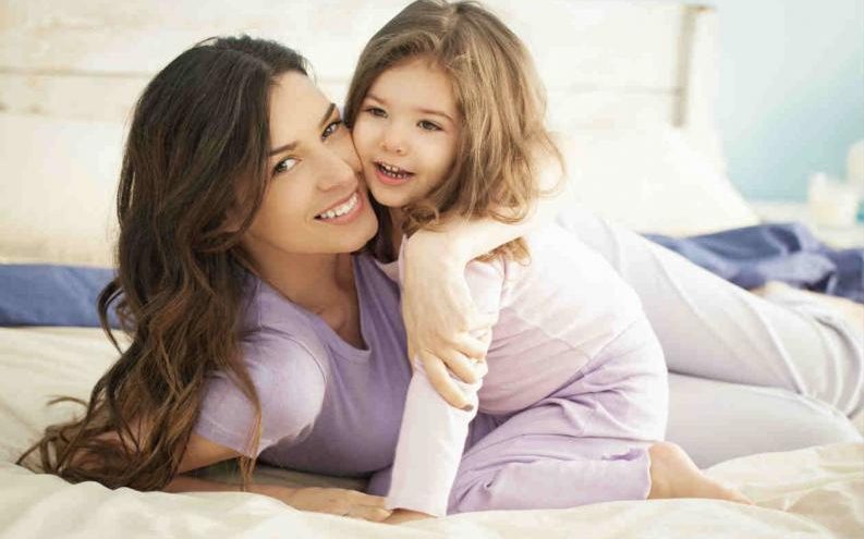 Madres solteras tienen más alta autoestima, afirma un estudio