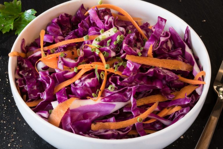 Razones por las que deberías consumir repollo morado