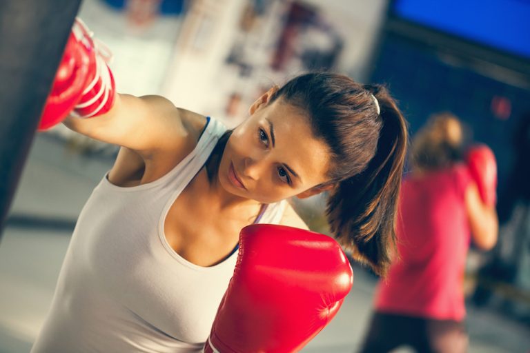 Descubre los poderosos beneficios del boxeo femenino