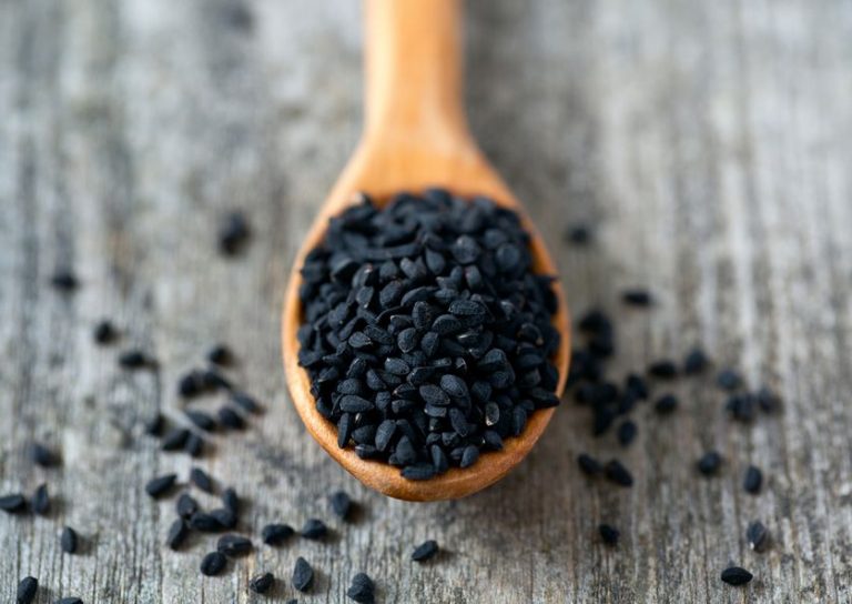 7 bondades del comino negro que seguro no conocías