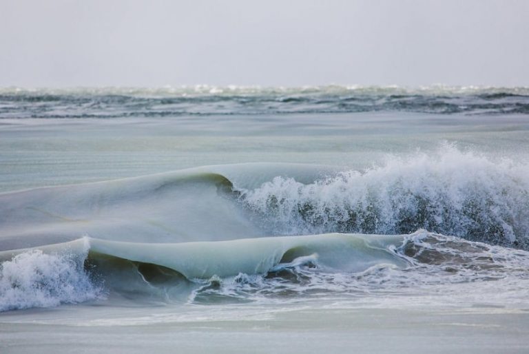 Frío extremo: Literalmente ¡El mar se congeló!