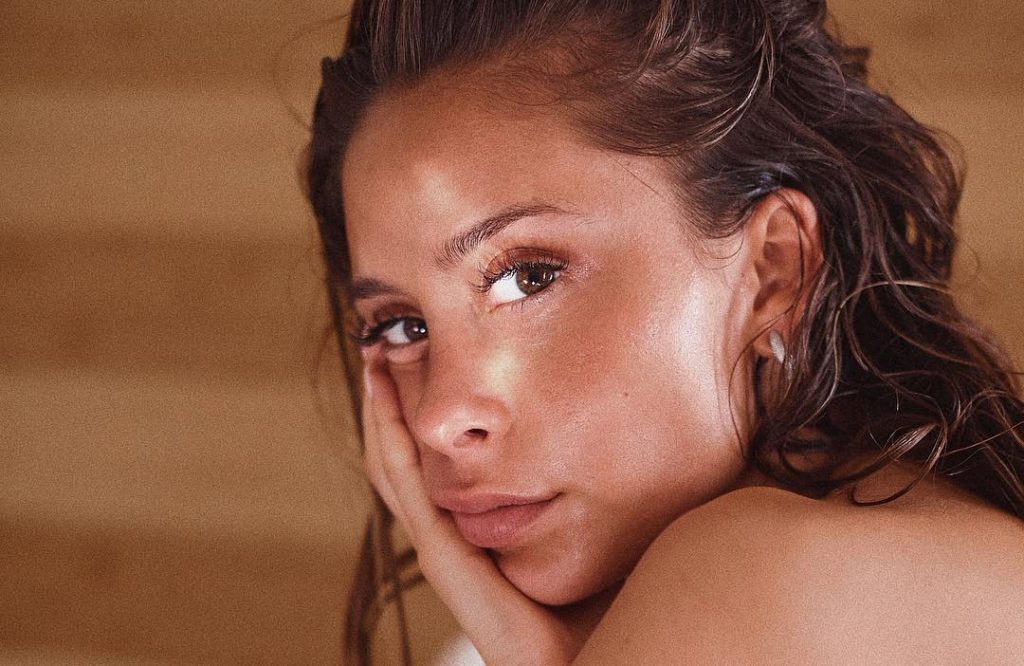 Cami Gallardo desmiente rumores de cirugía: "Tengo todas mis costillas"