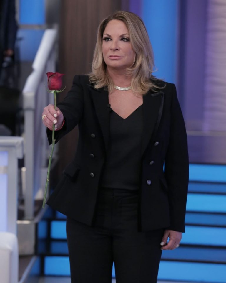 Doctora Polo sorprende a sus seguidores sin una gota de maquillaje