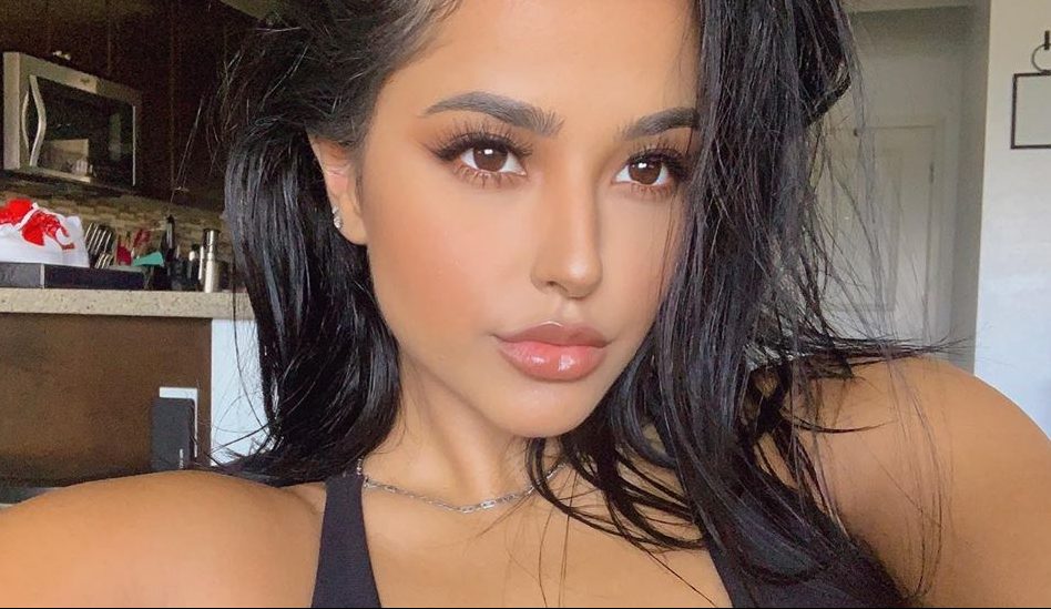Becky G sorprendió mostrando sus canas por estrés en Instagram