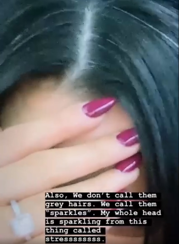 Becky G sorprendió mostrando sus canas por estrés en Instagram