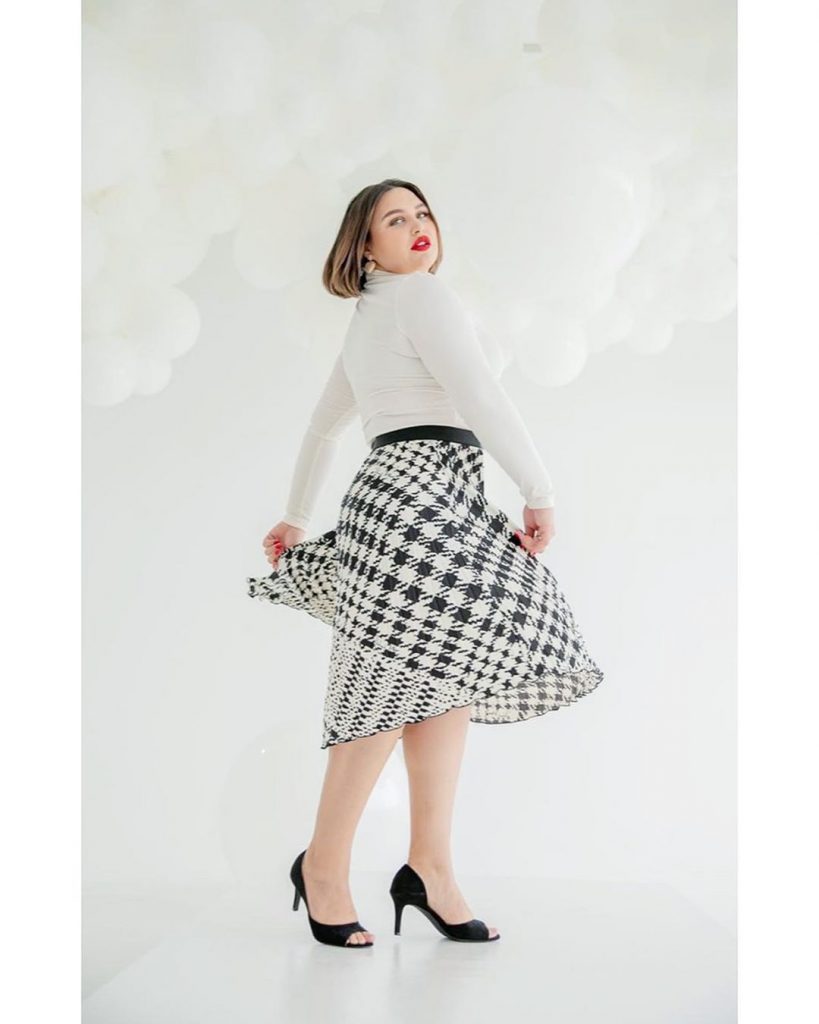 ¿La recuerdas? Celina de "RBD" se luce en su faceta de modelo plus size