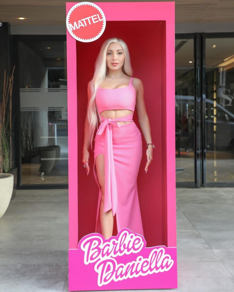 Daniella Chávez celebró su cumpleaños 35 transformándose en Barbie