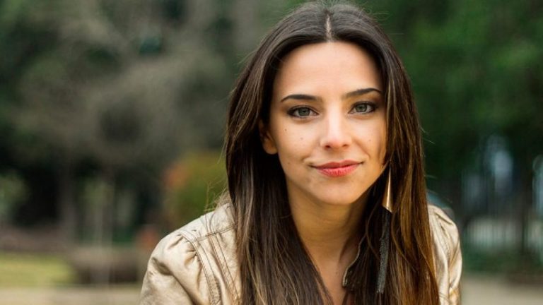 Daniela Castillo pide oraciones por su padre enfermo de Covid-19