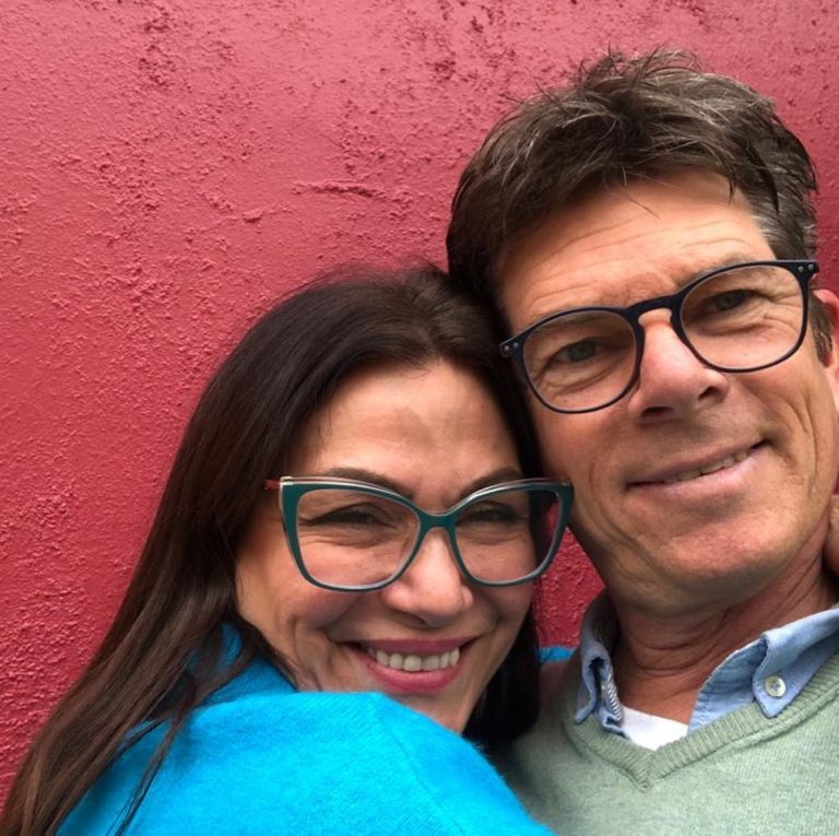 Solange Lackington enamora en redes sociales con fotos junto a su pareja