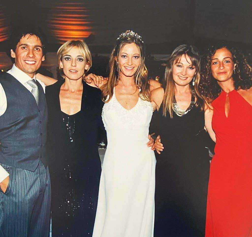 ¡Igual a su hija! Marcela Vacarezza sorprendió con foto del pasado