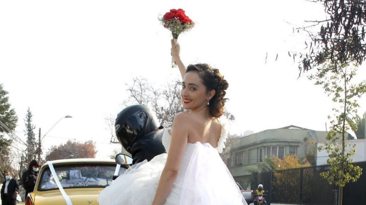 Conoce los detalles de la escena de moto de Francisca Walker