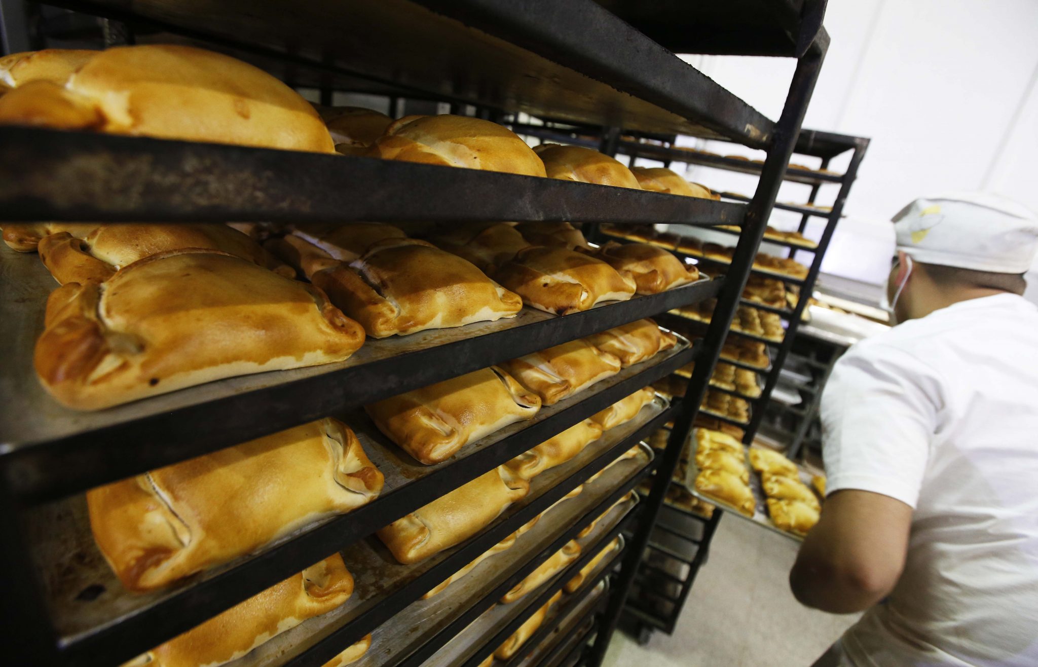 18 en FMDOS: las 12 mejores empanadas de Santiago en 2021