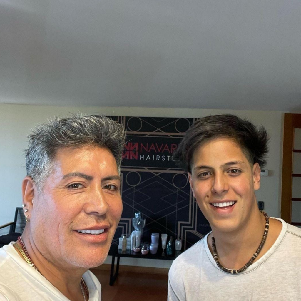 Habló el estilista de Máximo Menem sobre el particular estilo del joven