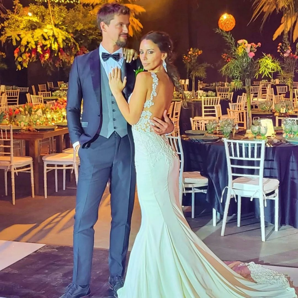 Hija de Carlos Pinto celebra su boda con gran fiesta