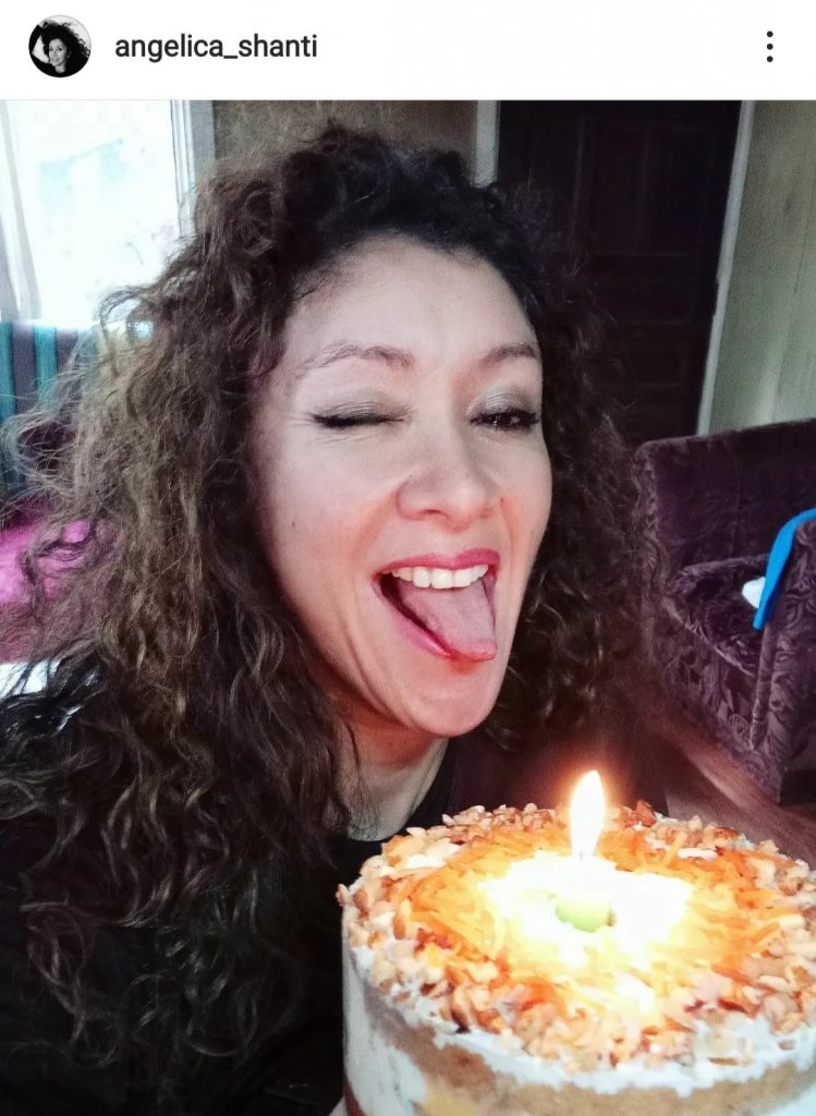 "Enamorada de mí": Angélica Sepúlveda sorprende con potente mensaje