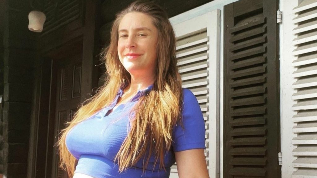 Paty López se luce posando con 7 meses de embarazo