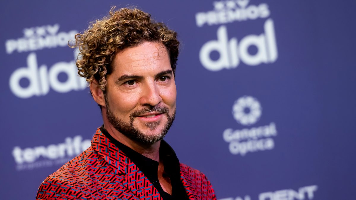 David Bisbal estrena su nueva canción y videoclip Tú me Delatas — FMDOS David Bisbal estrena su nueva canción y videoclip Tú me Delatas — FMDOS