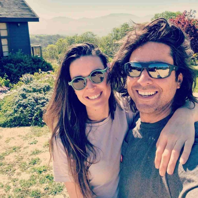 Cristián Riquelme llena de elogios a su esposa Claudia