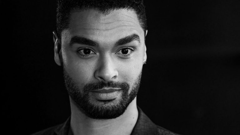 Regé-Jean Page es el hombre más guapo del mundo