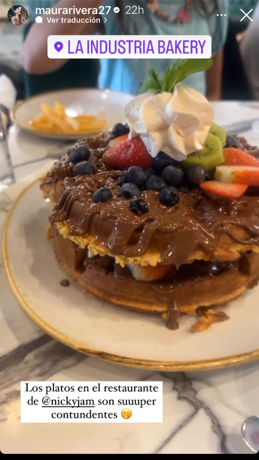 ¿Cuánto vale comer en el restaurante de Nicky Jam? Maura Rivera y Mark ...