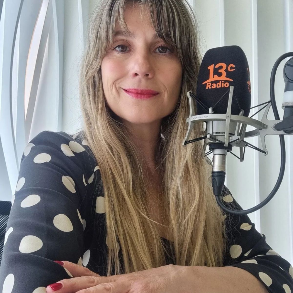 ¿Qué fue de su vida? Así luce Verónica Calabi, la primera conductora de ...