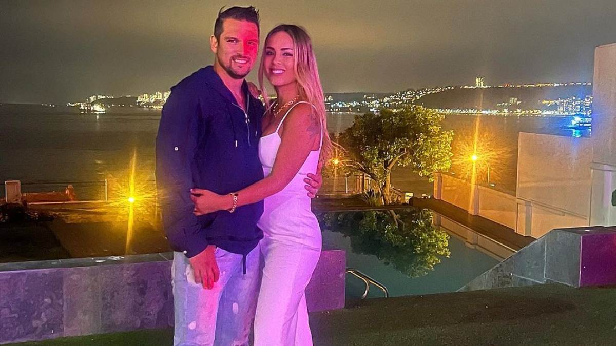 Maura Rivera saca su lado más tierno para sorprender a Mark González en el Día de los Enamorados