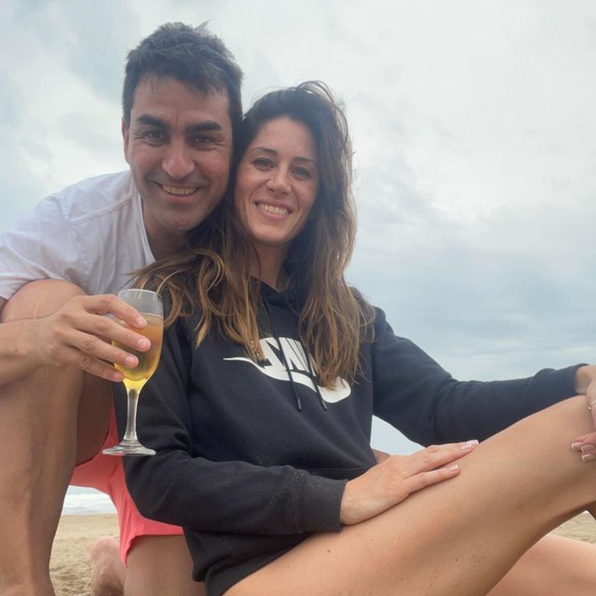 Alejada de la TV y trabajando en moda: Así luce Romina Ansaldo, ex Amor ...