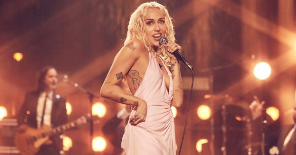 ¡Hasta con colaboraciones! Miley Cyrus revela las canciones de su nuevo ...