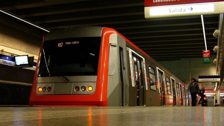 "Para mejorar la seguridad": La nueva iniciativa de Metro de Santiago ...