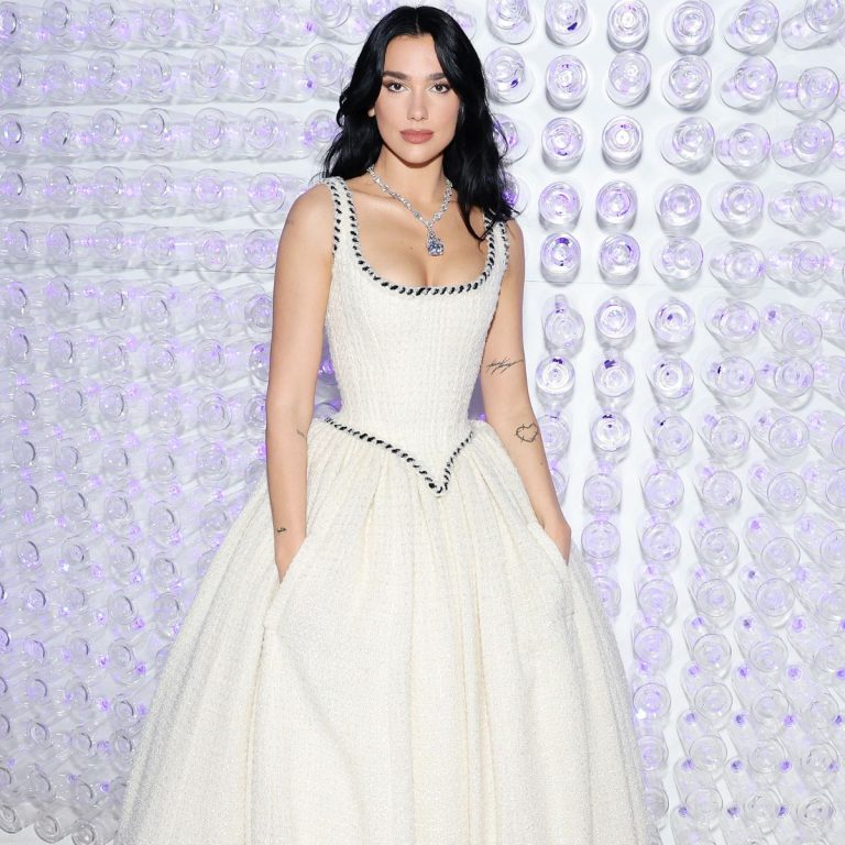 Desde Dua Lipa hasta Rihanna: Estos son los looks destacados de la Met ...