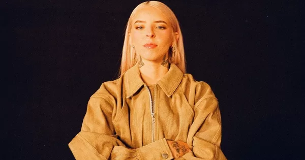 Así lucía la cantante Young Miko antes de lanzarse a la fama