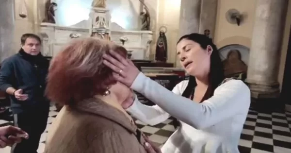 Quién es Leda Bergonzi, la «Sanadora de Rosario» que estará en Maipú y Quinta Normal