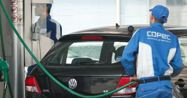 Copec habilita más de 20 puestos de trabajo en todo Chile: revisa cómo ...