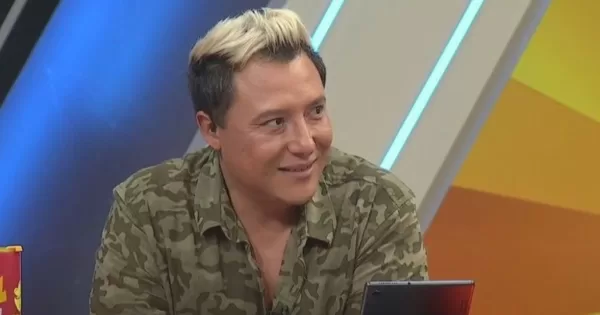 Sergio Rojas se reencuentra con Adriana Barrientos en vivo y recibe ...